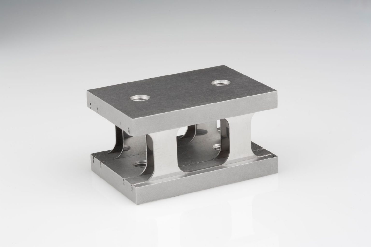 Frictionless Pivot Bearings & Custom Engineered Bearings